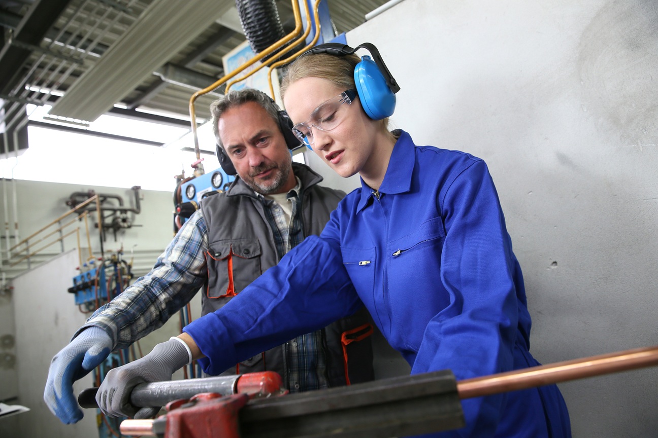 Metal Supermarkets offers $10,000 in scholarships for trade school ...
