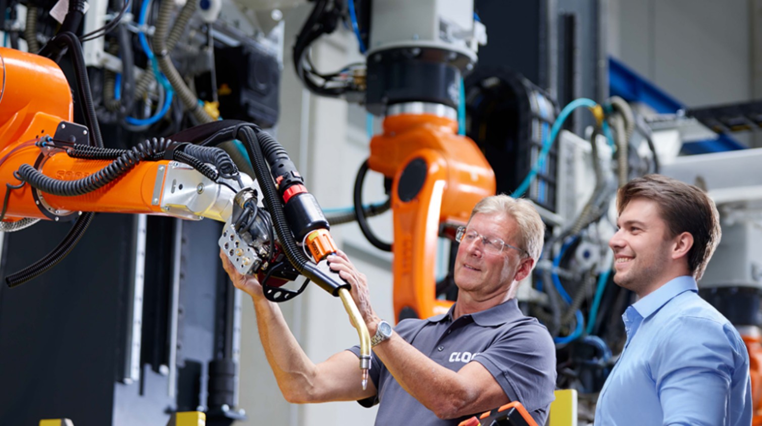 TECH TIPS: Why hands-on experience wins in welding automation training - Shop Metalworking ...