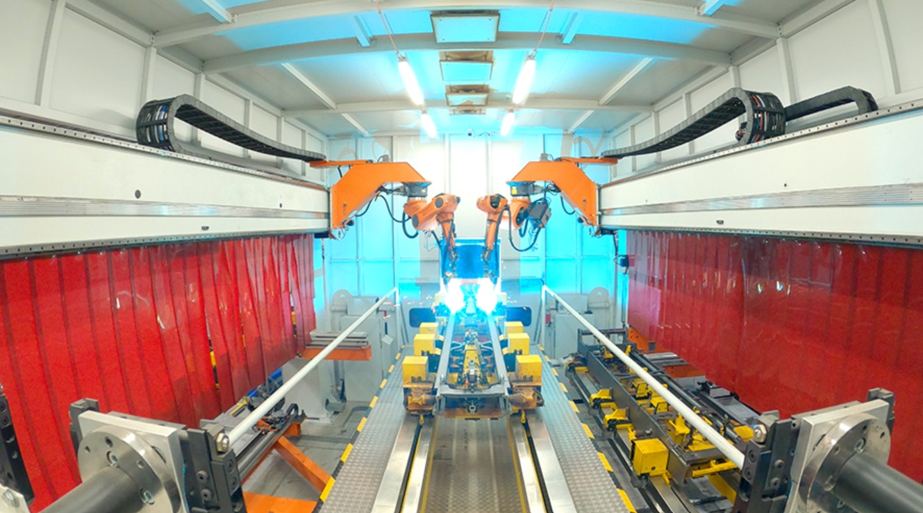 TECH TIPS: Why the future of robotic welding won’t stay inside the box ...
